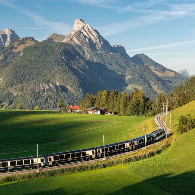 GoldenPass Express Prestige Class – Luxury Train Journey through Switzerland